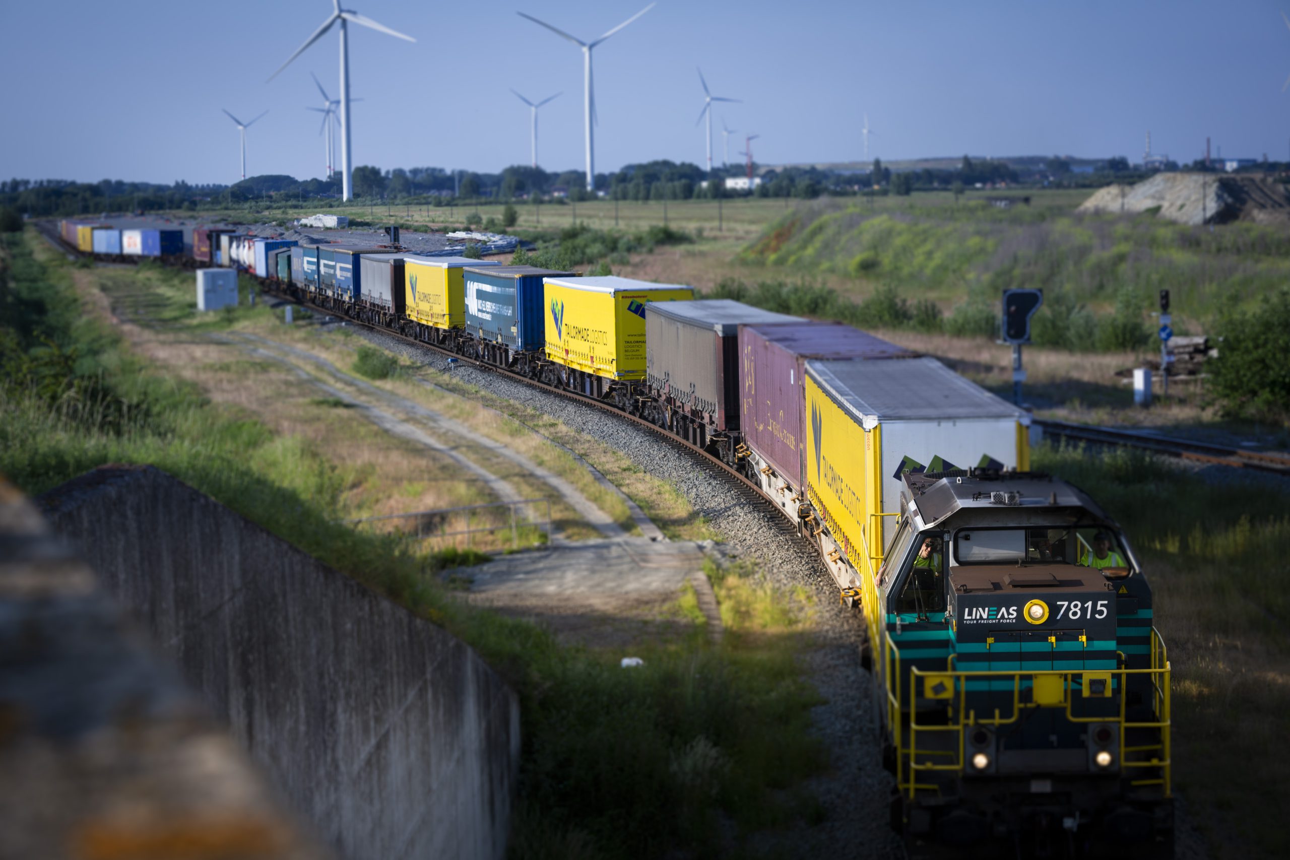 Lineas, Ermewa und Beacon Rail knüpfen Partnerschaft - CARGO JOURNAL