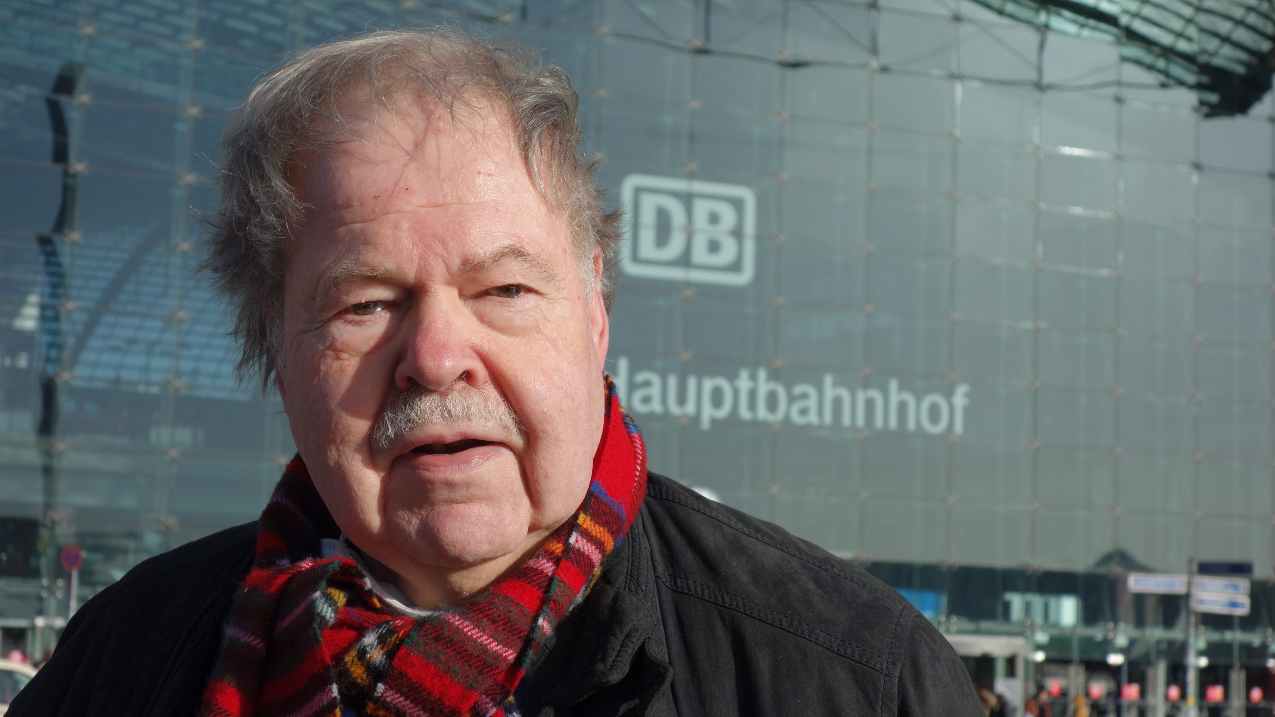 IHRE WÜNSCHE FÜR 2022, HERR NAUMANN? Eine pünktlichere Bahn - CARGO JOURNAL